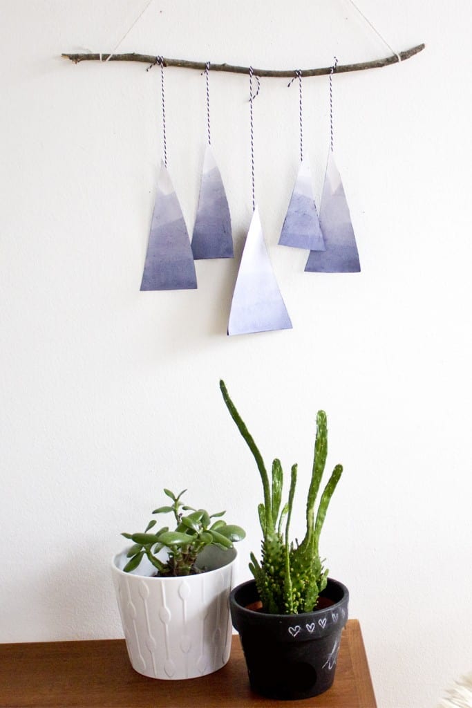15 Fun and Interactive DIY Mobiles - Little Red Window