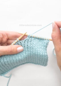 Learn to Knit - Left Twist (LT) and Right Twist (RT) - Little Red Window