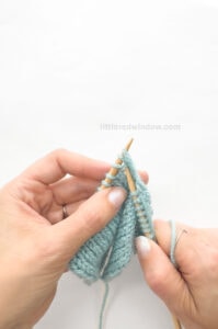 Learn To Knit - k3tog (Knit 3 Together) - Little Red Window