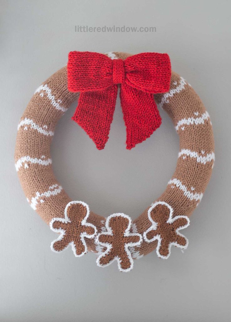 Gingerbread Wreath Knitting Pattern - Little Red Window